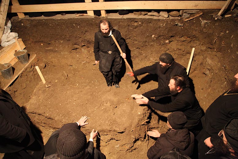 Photo Gallery 10 - Acquisition of relics of St. Gabriel